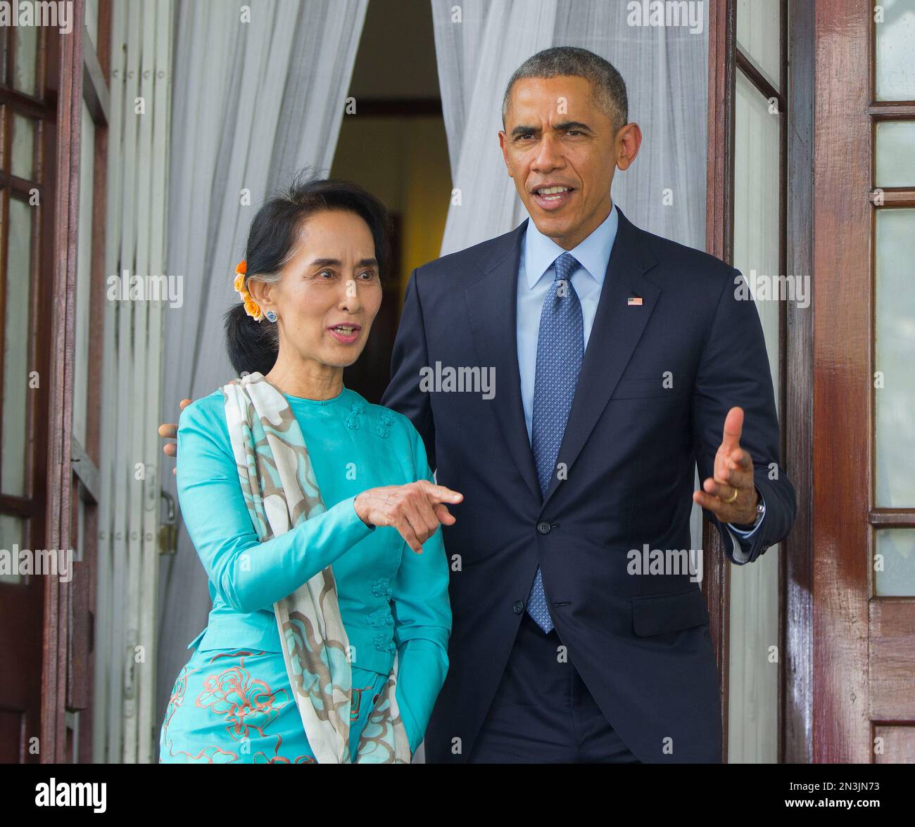 U.S. President Barack Obama, right, walks out with Myanmar's opposition ...