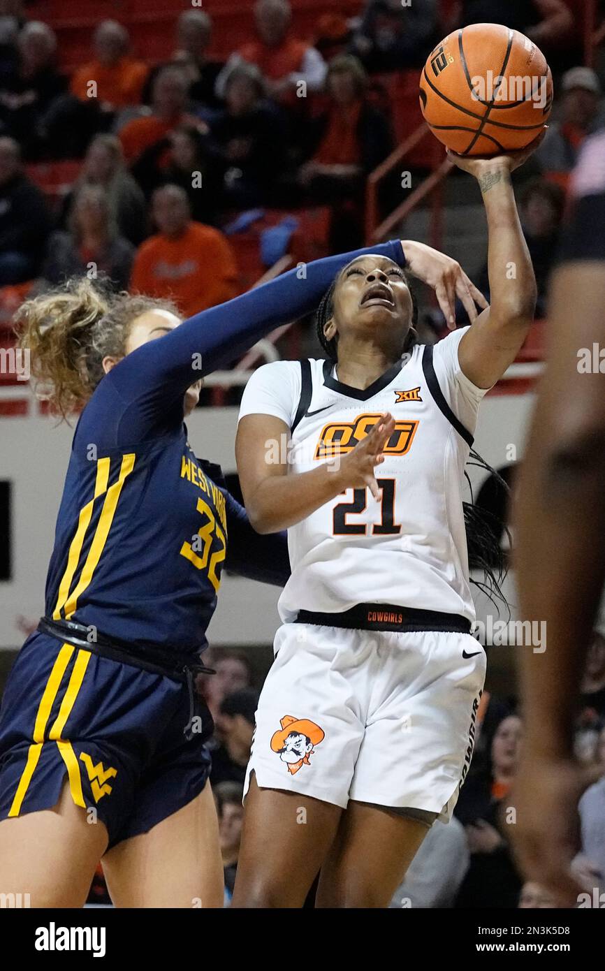 Oklahoma State guard Terryn Milton (21) shoots in front of West ...