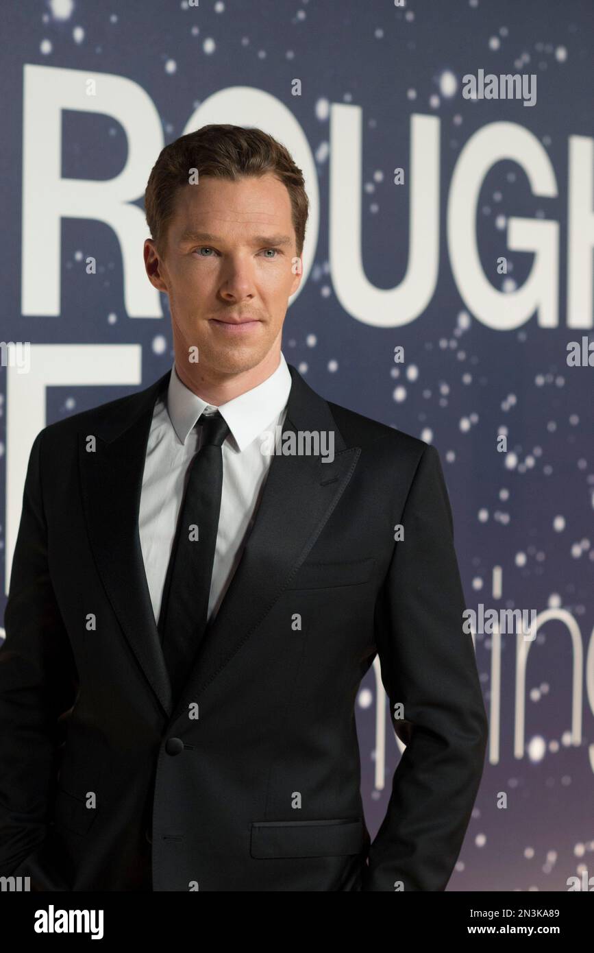 Benedict Cumberbatch arrives at the 2nd Annual Breakthrough Prize Award ...