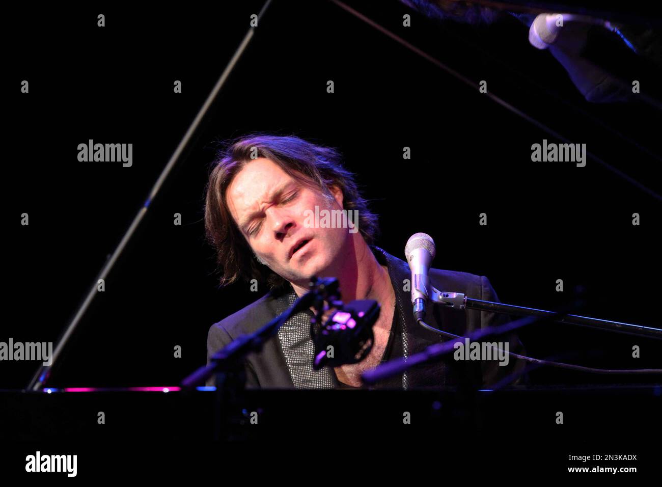 Rufus Wainwright performs at Atlanta Symphony Hall on Sunday, Nov. 9 ...
