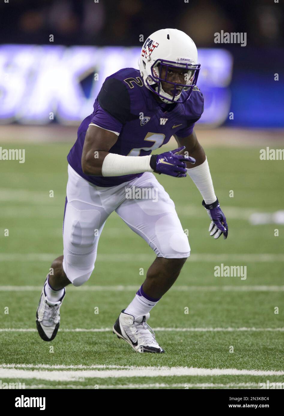 Washington wide receiver Kasen Williams runs up field during a play in ...