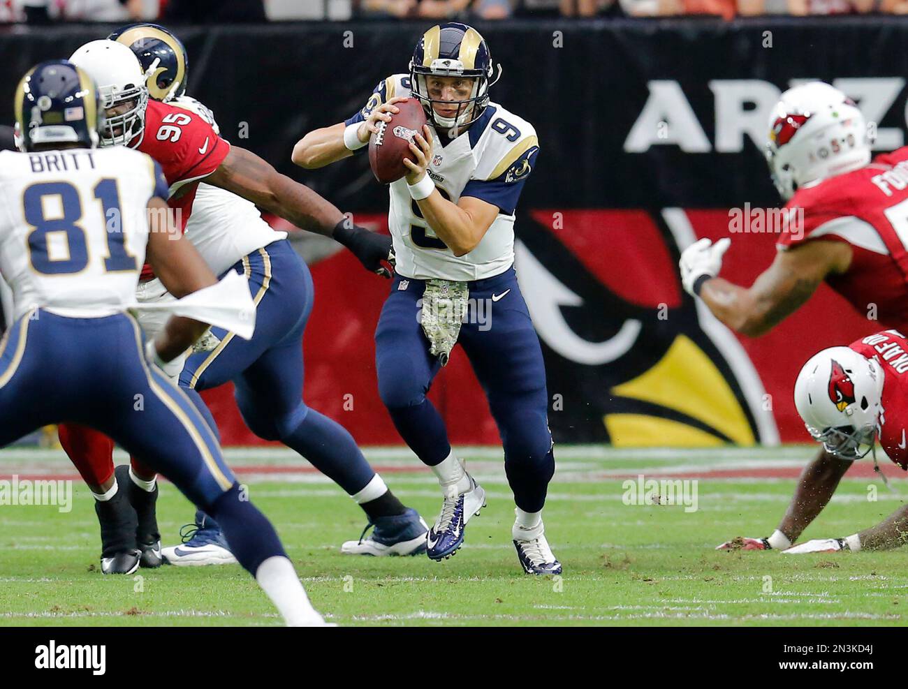 St. Louis Rams quarterback Austin Davis (9) looks to throw against the ...