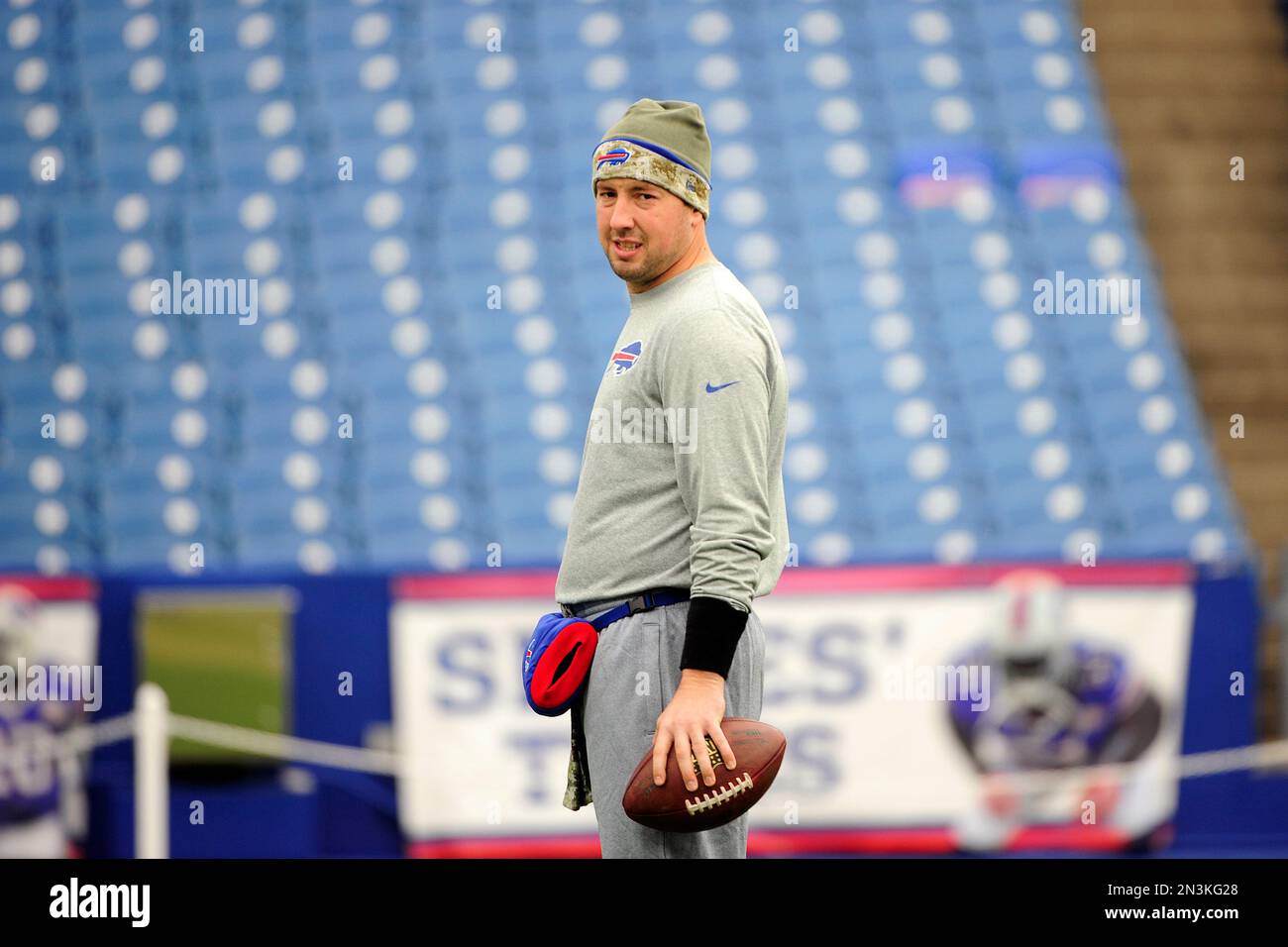Buffalo Bills quarterback Kyle Orton warms up prior to an NFL football ...