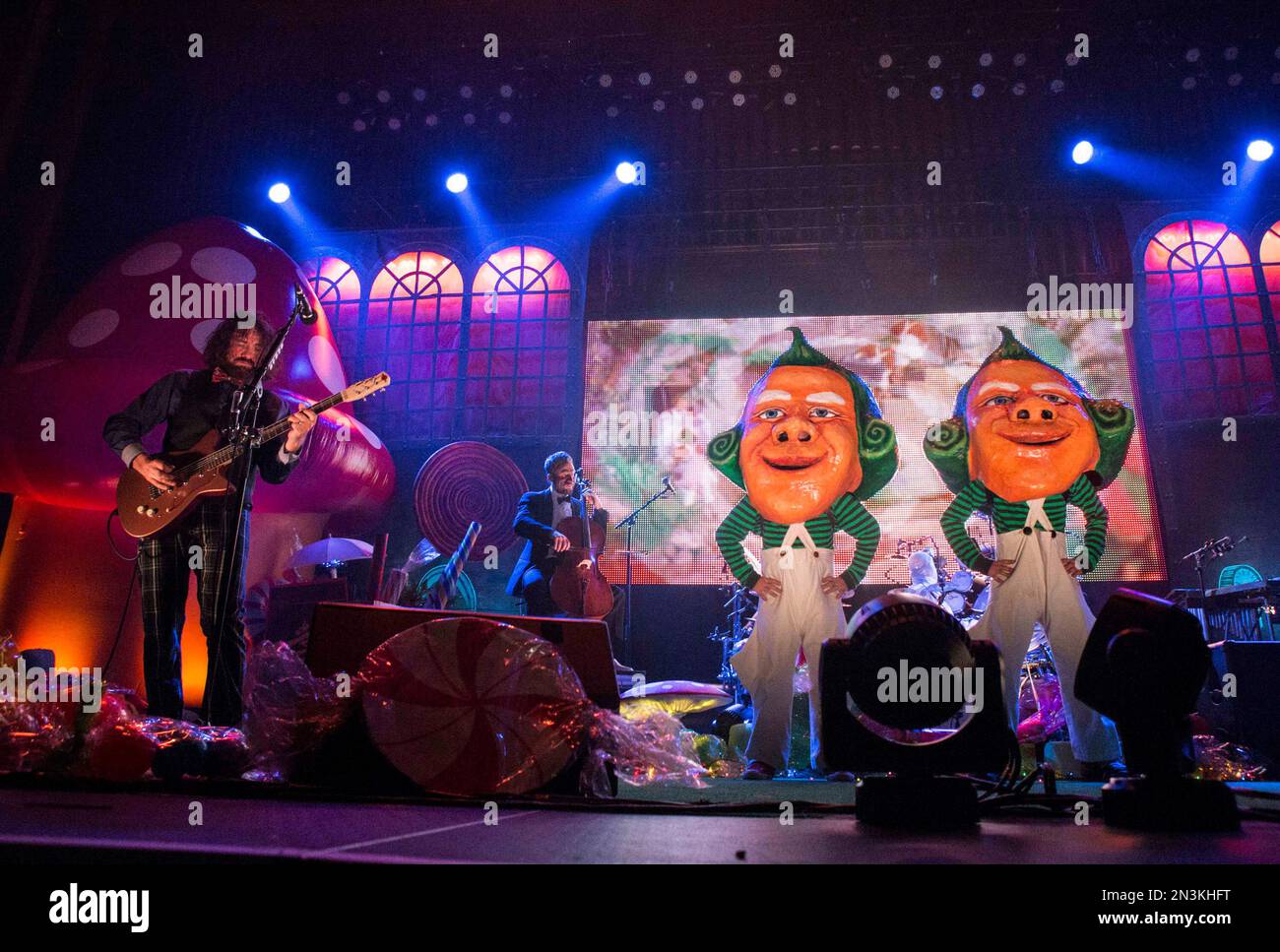 Les Claypool, Larry "Ler" LaLonde and Tim "Herb" Alexander with Primus ...