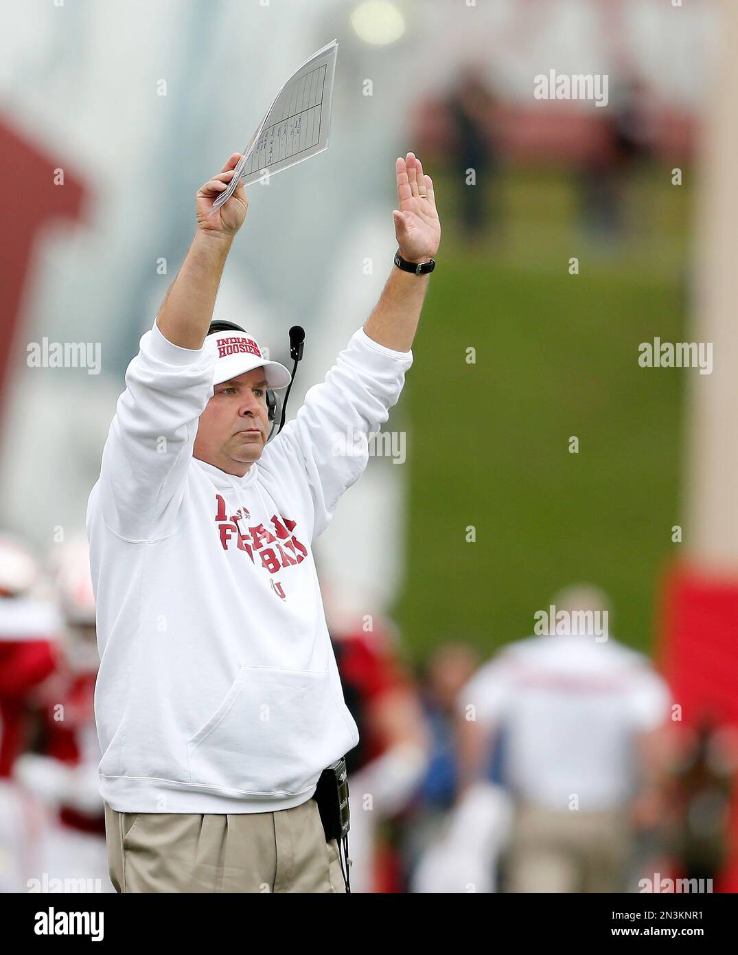 Indiana head coach Kevin Wilson calls a play during the first half ...