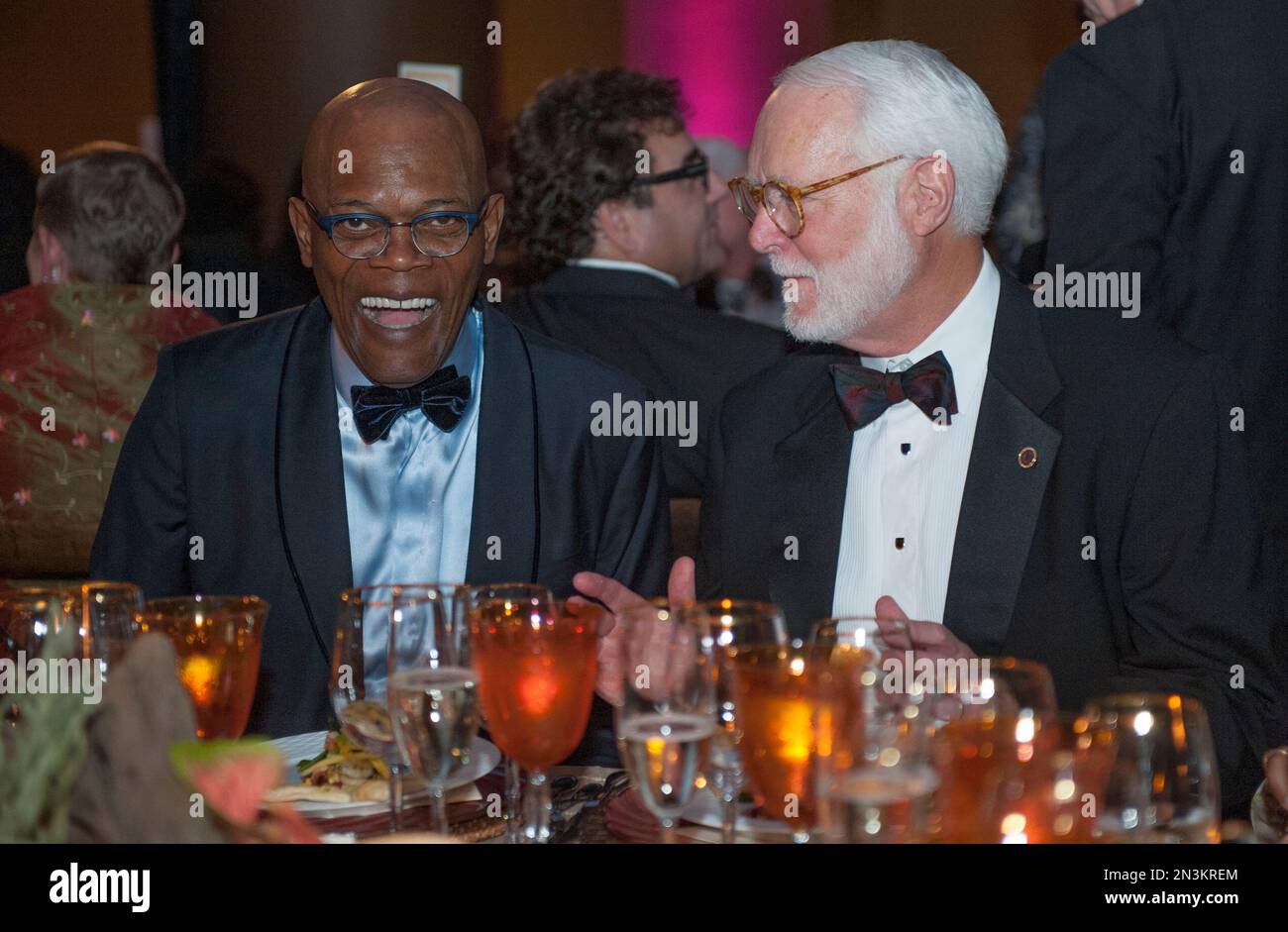 Samuel L. Jackson laughs with Smithsonian Secretary G. Wayne Clough ...