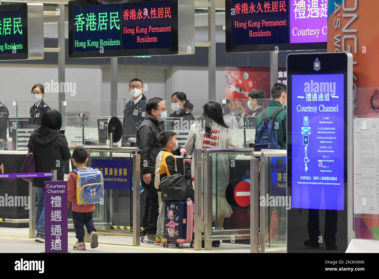 **CHINESE MAINLAND, HONG KONG, MACAU AND TAIWAN OUT** Passengers enter ...
