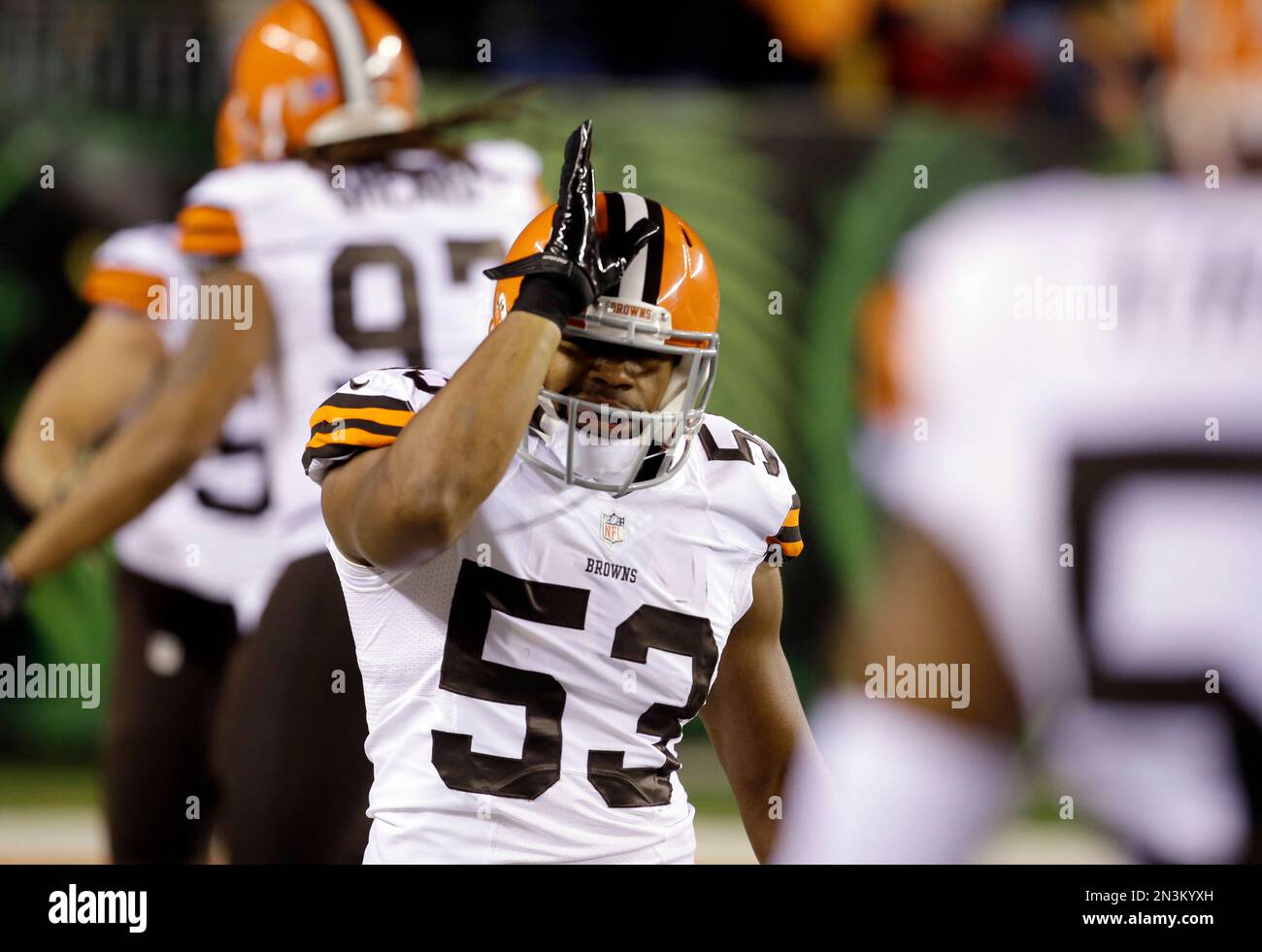 Cleveland Browns inside linebacker Craig Robertson celebrates his ...