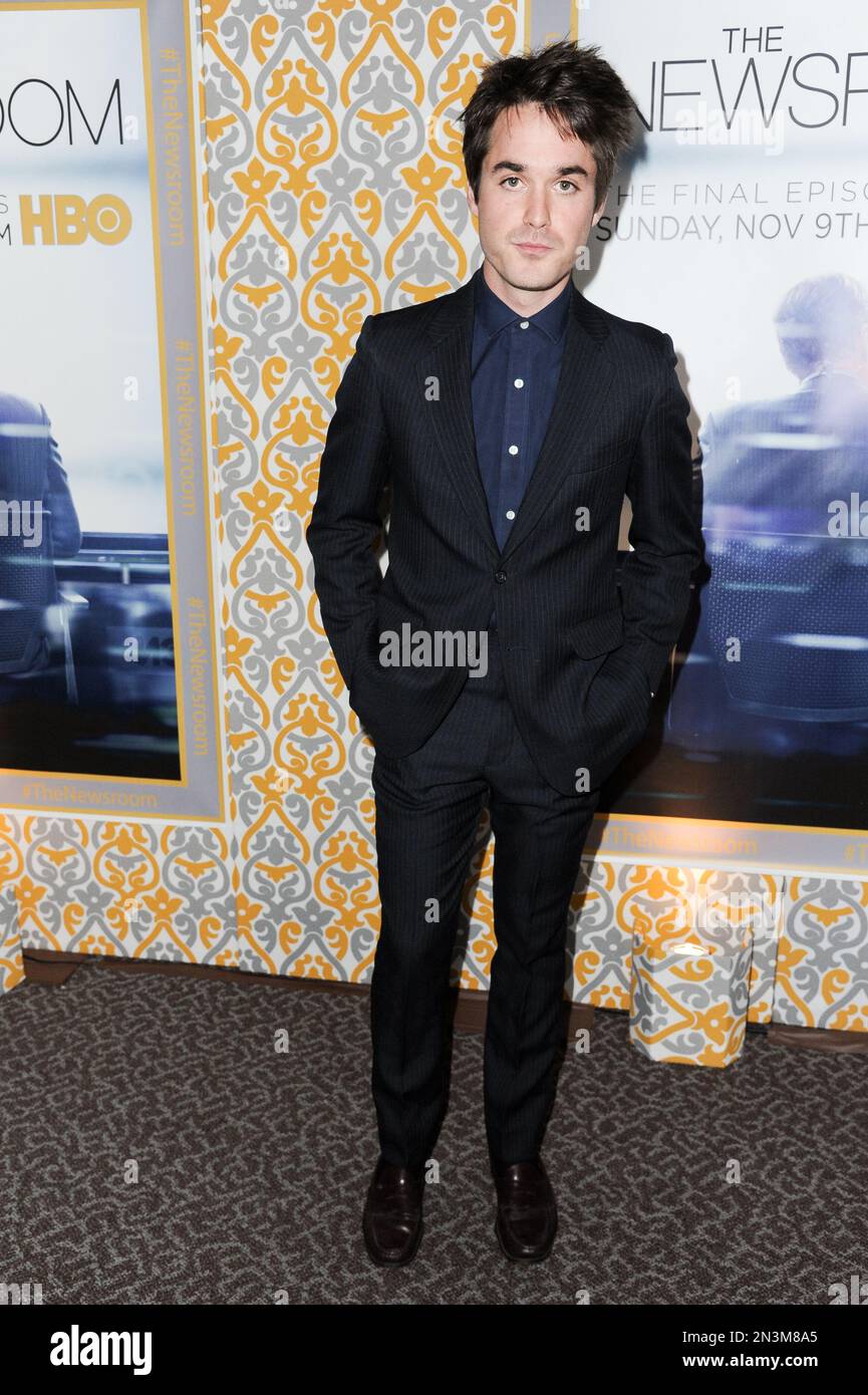 Thomas Matthews arrives at "The Newsroom" Season Three Premiere on ...