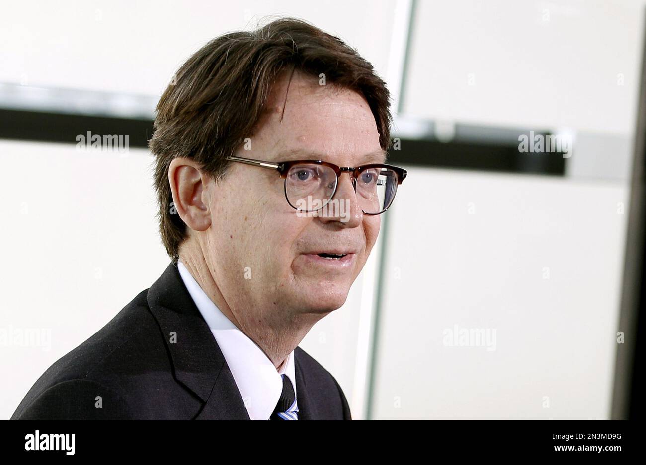 FILE - In this May 13, 2013 file photo, Newseum Chief Executive Officer ...