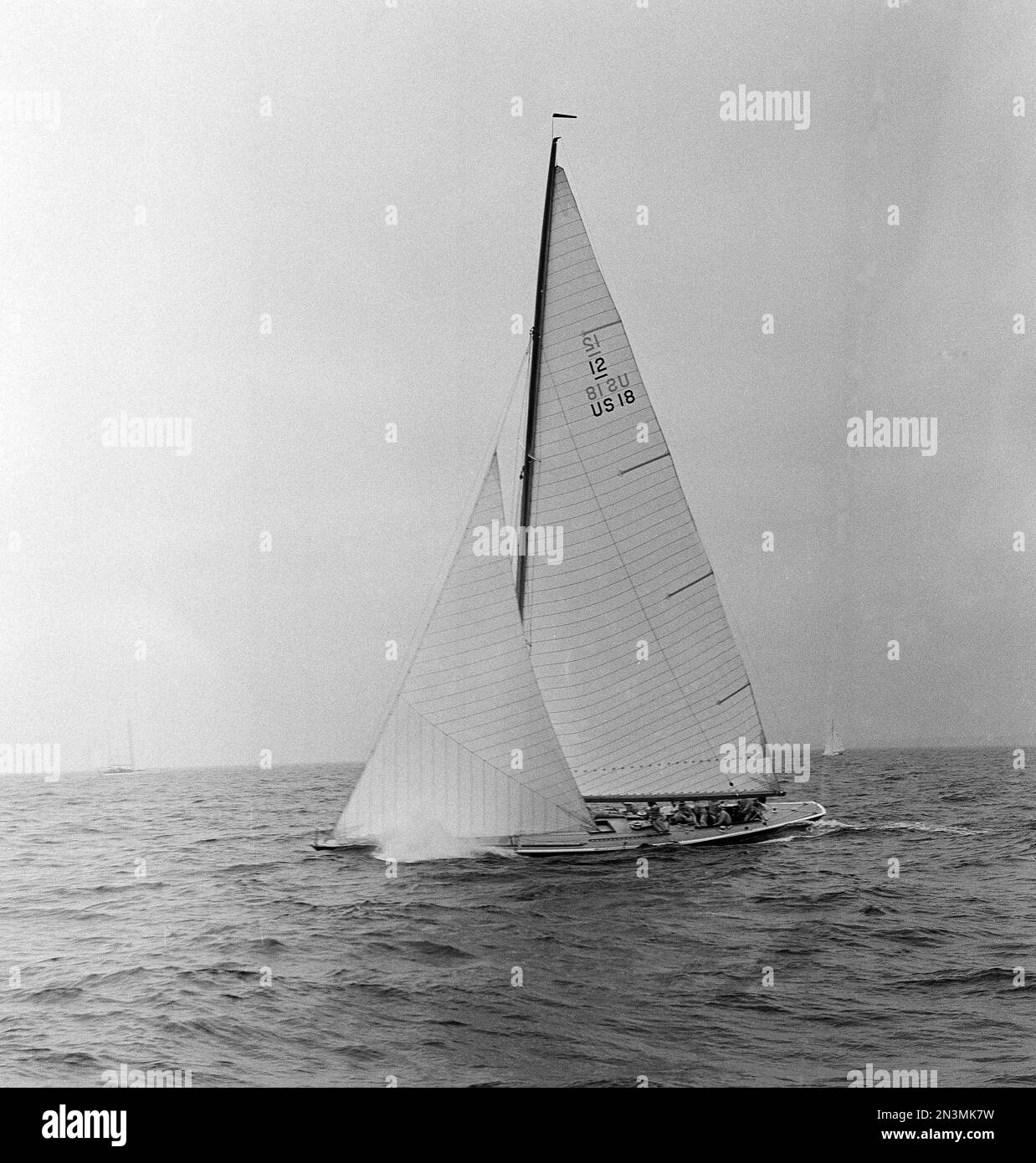 Boston's sloop, Easterner encounters heavy weather in the first America ...