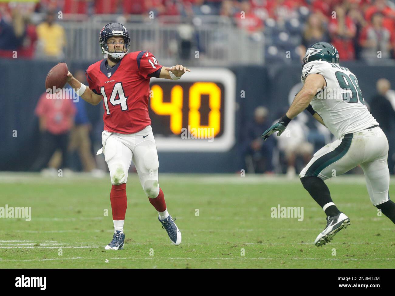 Houston Texans quarterback Ryan Fitzpatrick (14) looks to pass during ...