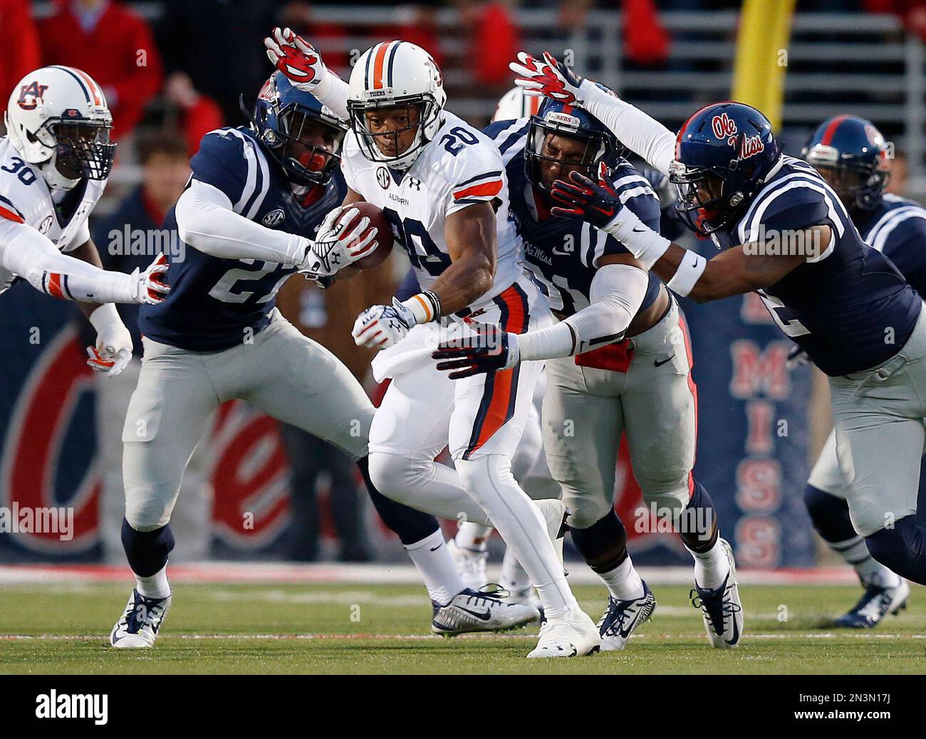 Auburn running back Corey Grant (20) runs the ball against Mississippi ...