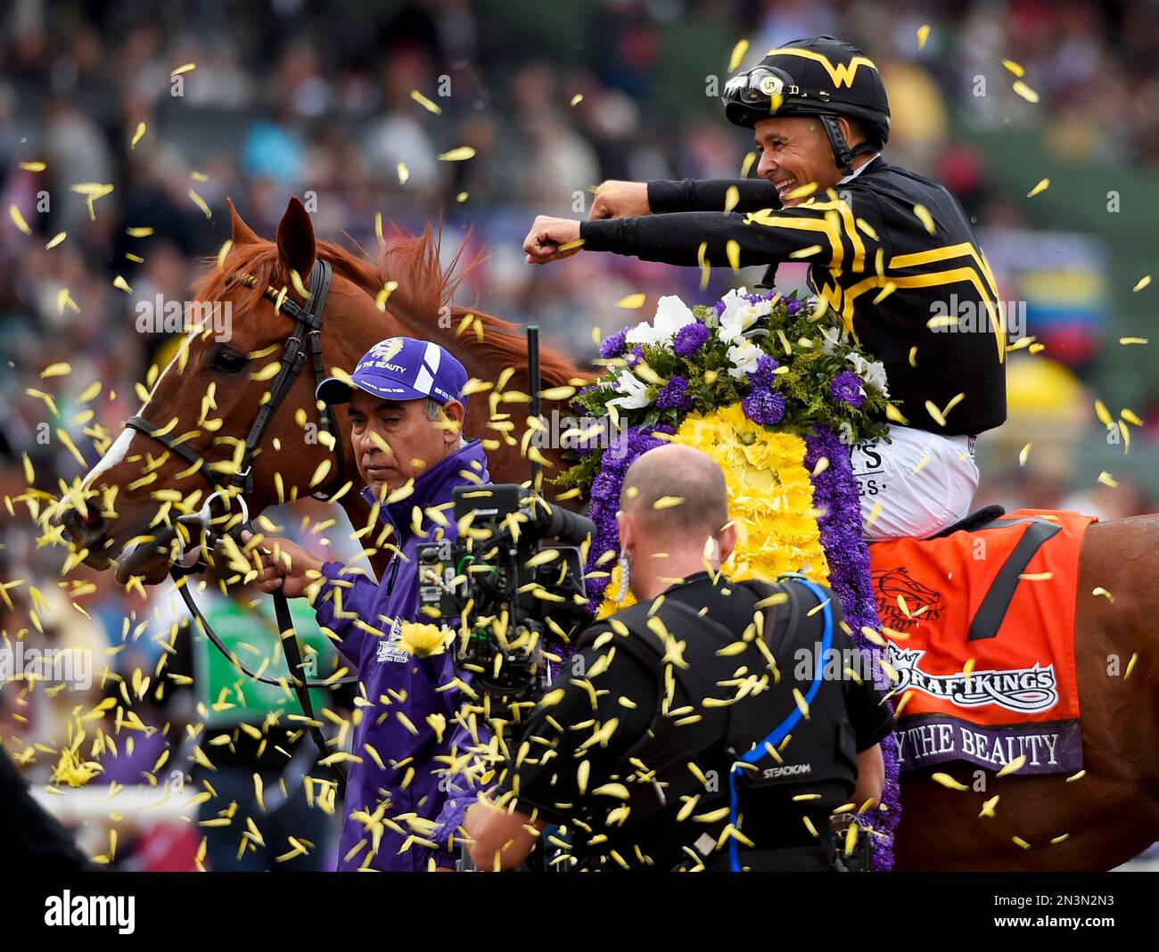 Jockey Mike Smith celebrates after riding Judy the Beauty to victory in ...