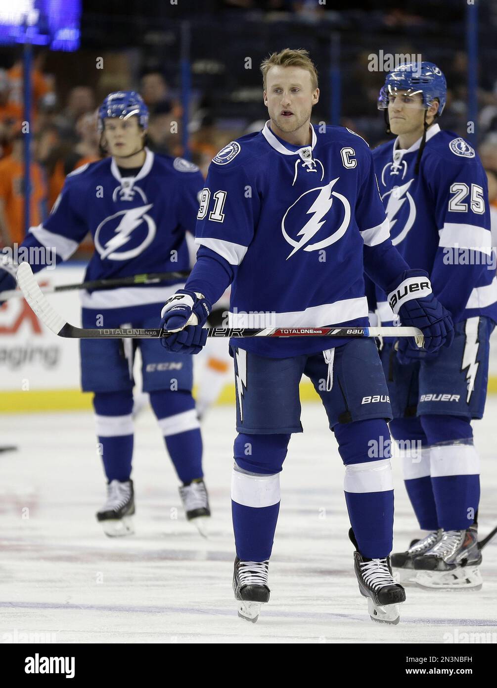 Tampa Bay Lightning center Steven Stamkos (91) before an NHL hockey ...