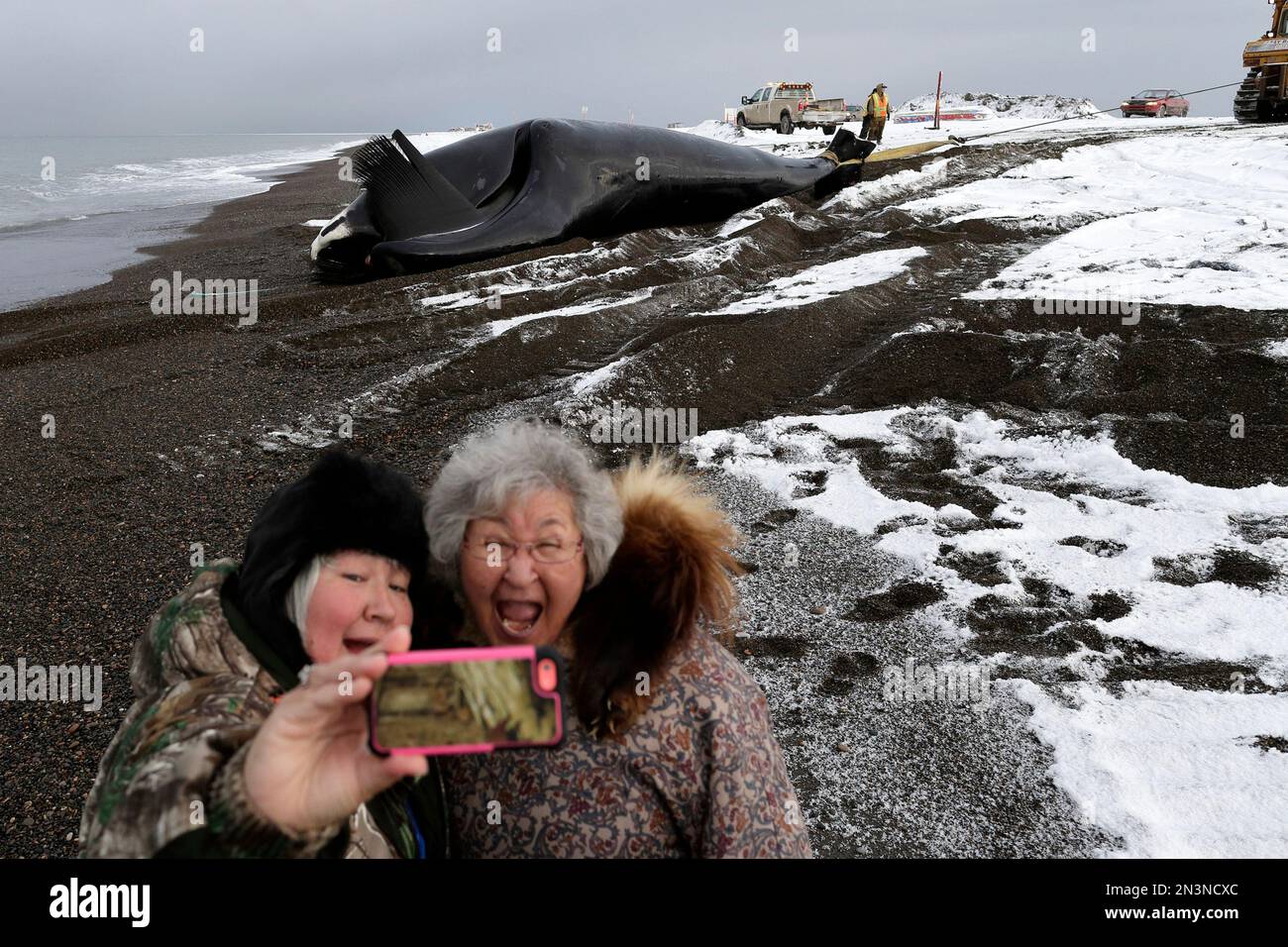 AP10ThingsToSee - Molly Pederson, right, and daughter Laura Patkotak ...
