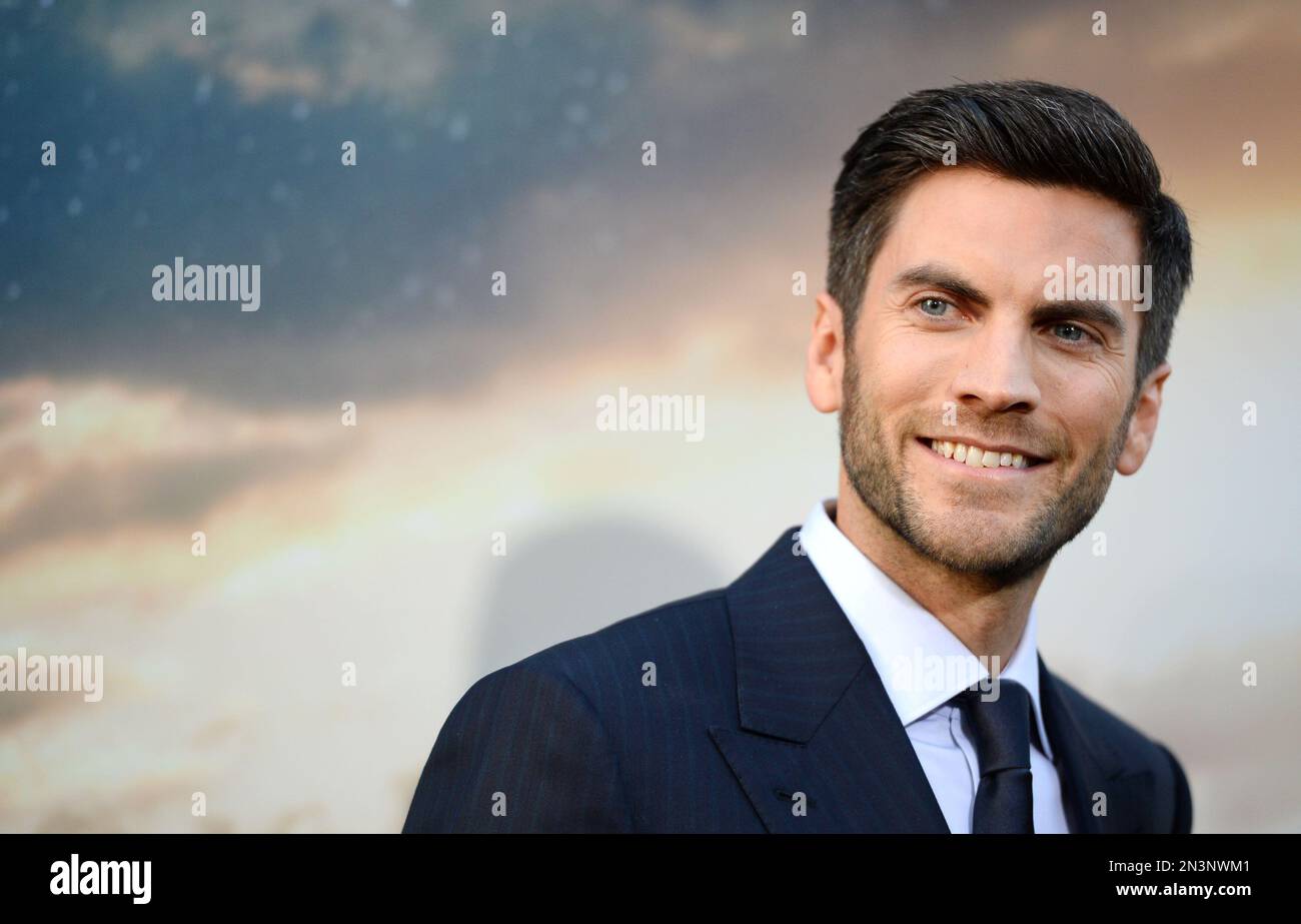 Wes Bentley arrives at the premiere of "Interstellar" at the TCL ...