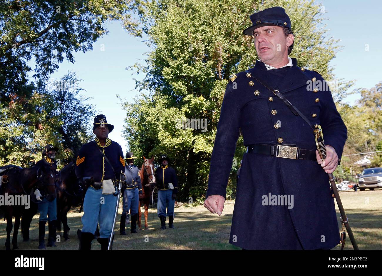 National Park Service Ranger David Slay portrays Union Col. Embury ...