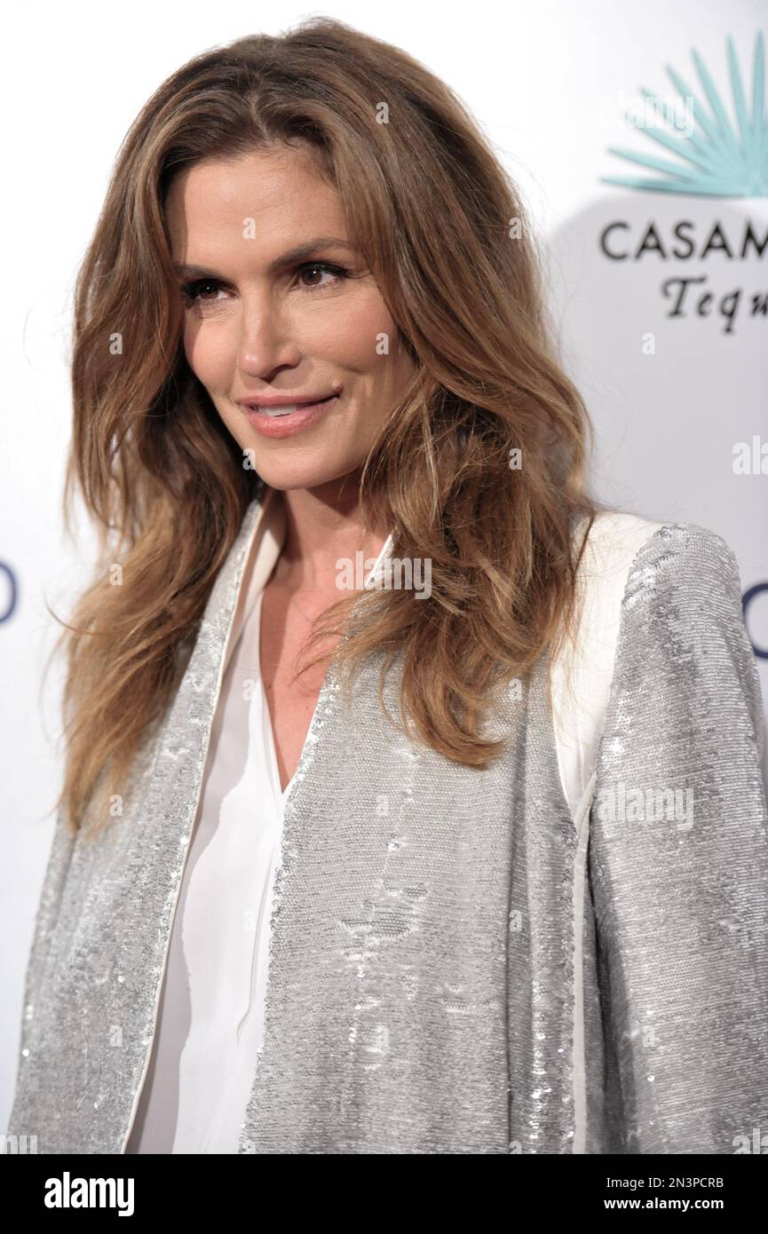 Cindy Crawford arrives at the Opening Of Famed Photographer Brian Bowen ...