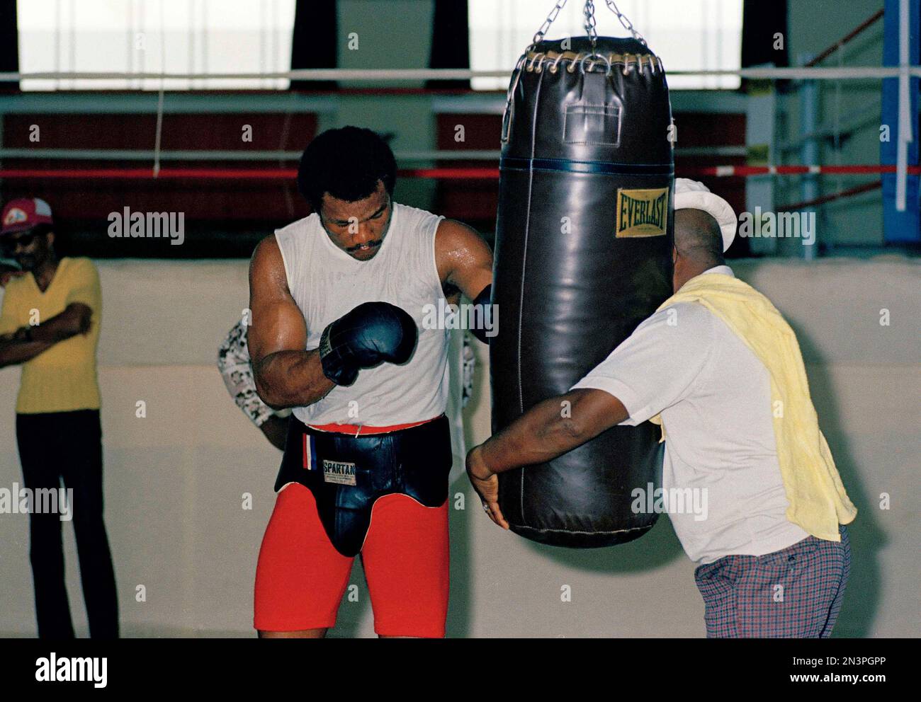 Heavyweight boxing champ George Foreman trains at N'sele Gym near ...