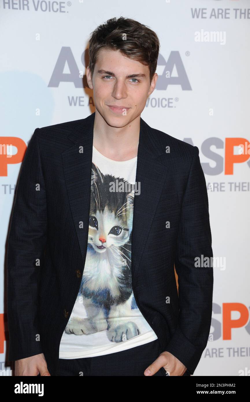 Bobby Shriver arrives at ASPCA Cocktail Event honoring Kaley Cuoco ...