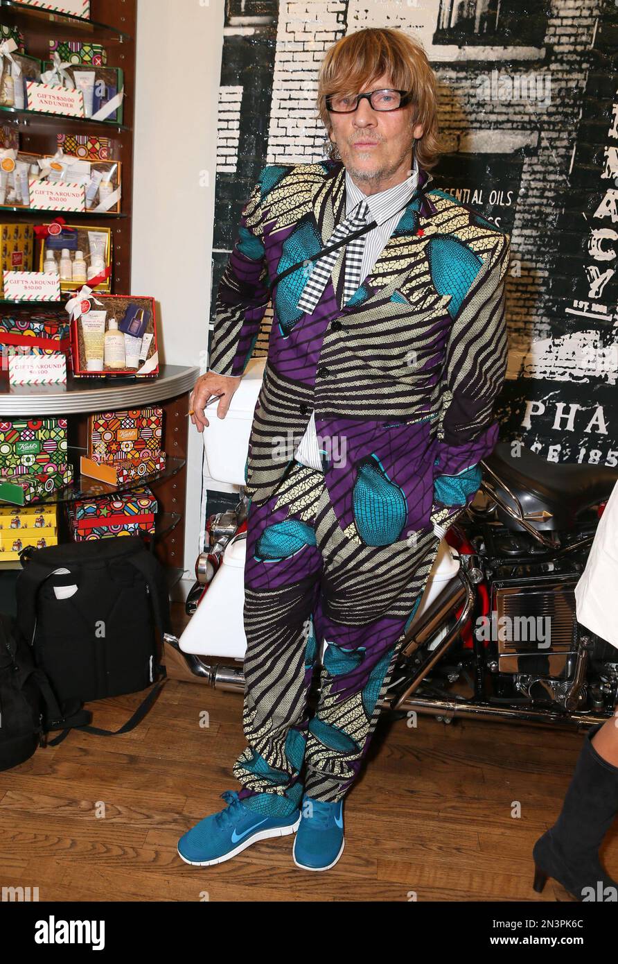 Christopher Makos attends Kiehl's x Makos Exhibit and Auction for OCRF ...