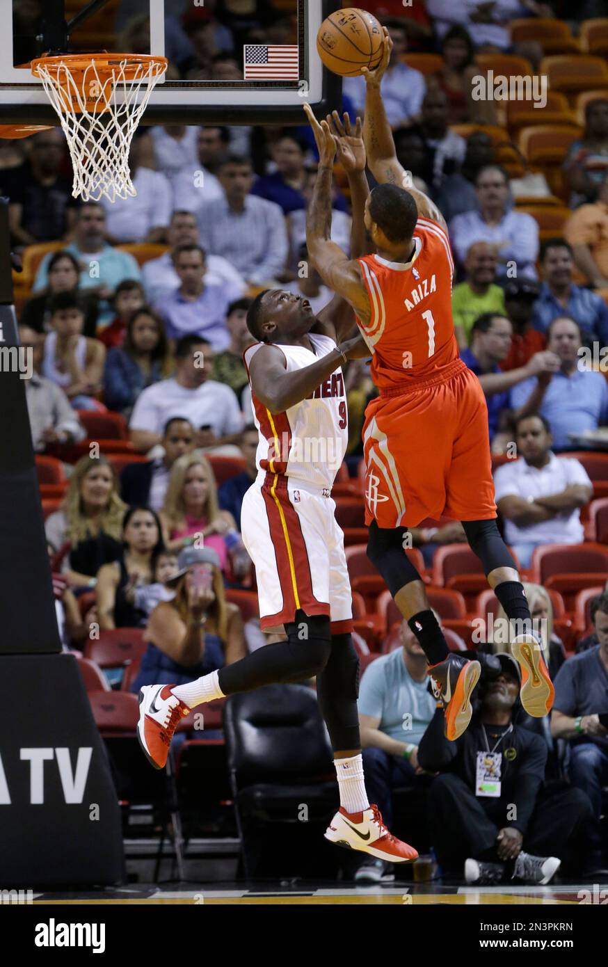 Houston Rockets guard Trevor Ariza (1) goes up for a shot against Miami ...