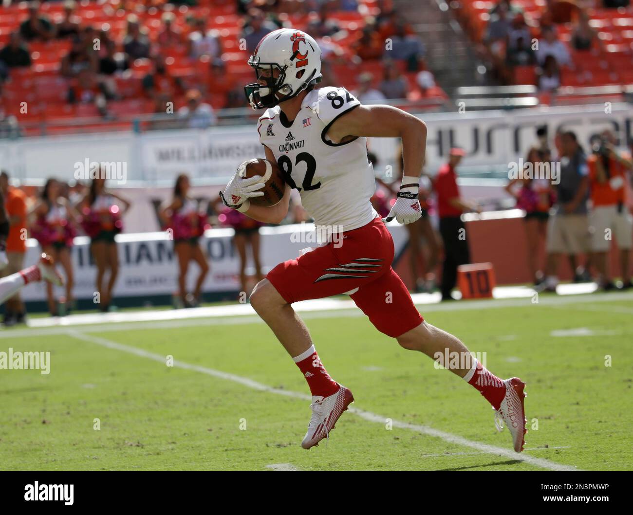 Cincinnati Bearcats wide receiver Max Morrison (82) runs on his way to ...