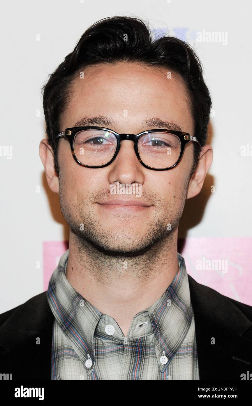 Joseph Gordon-Levitt arrives at the LA Premiere of "White Bird In A ...