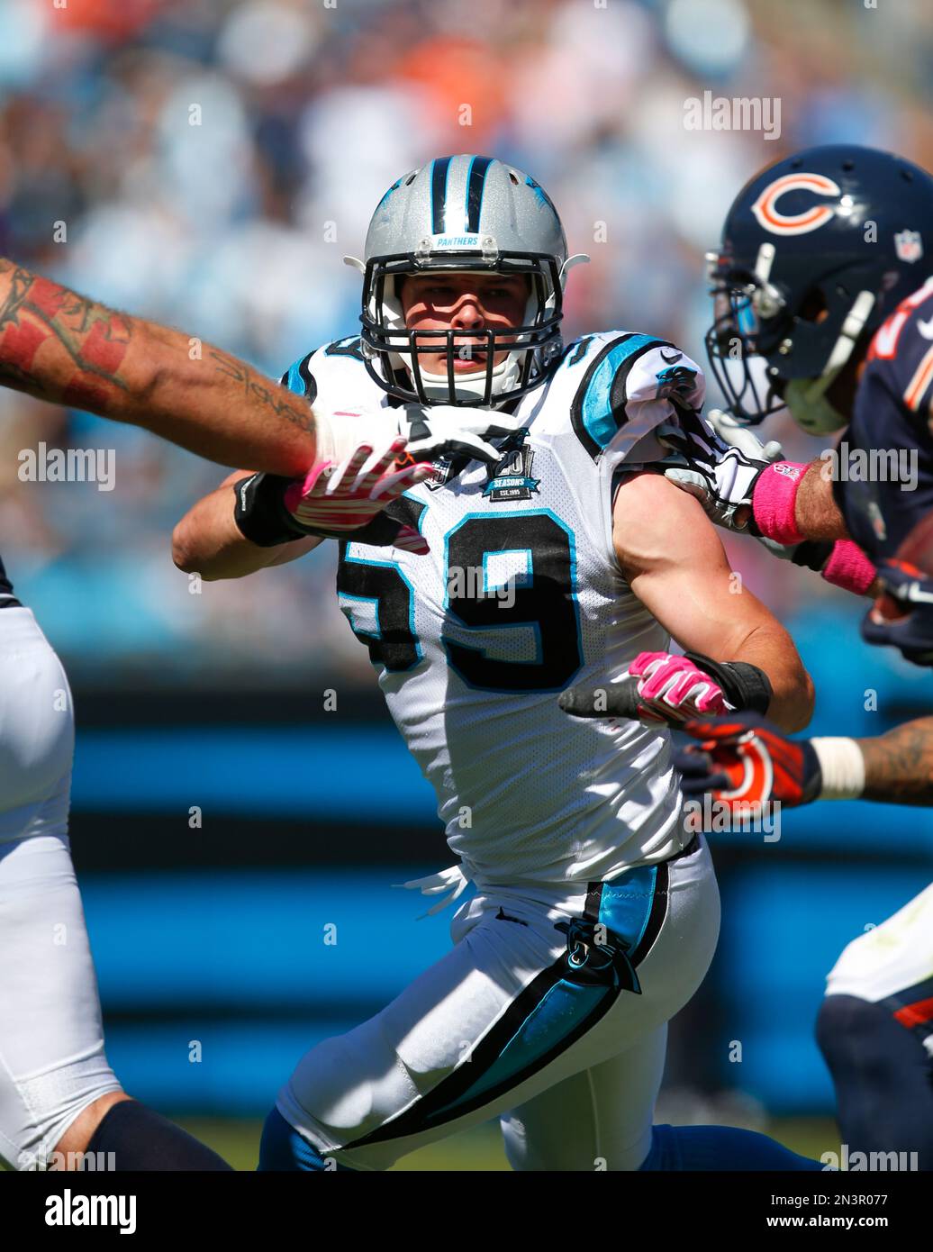 Carolina Panthers middle linebacker Luke Kuechly (59) works to chase ...