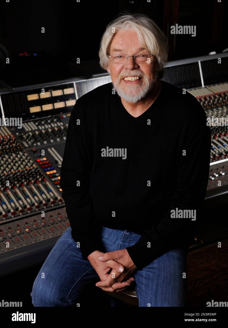 Singer Bob Seger poses for a portrait in a Capitol Records studio on ...