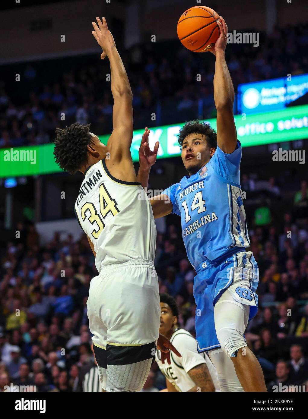 Salem. NC. US, Salem. 7th Feb, 2023. [Puff Johnson] shoots over Wake ...