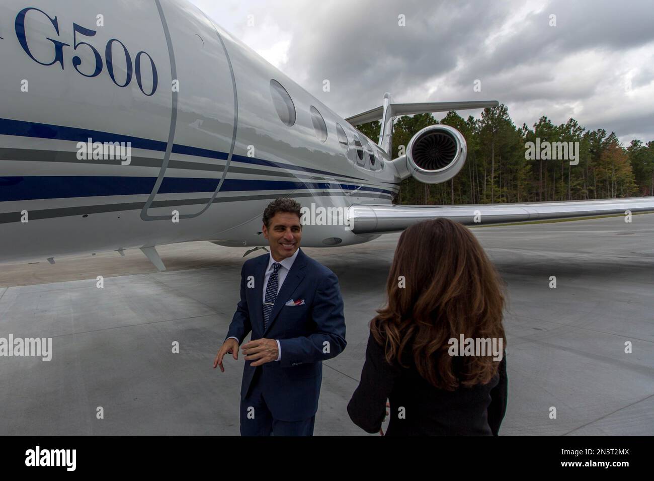 Flexjet chairman Kenn Ricci and his wife Pamela admire the Gulfstream ...