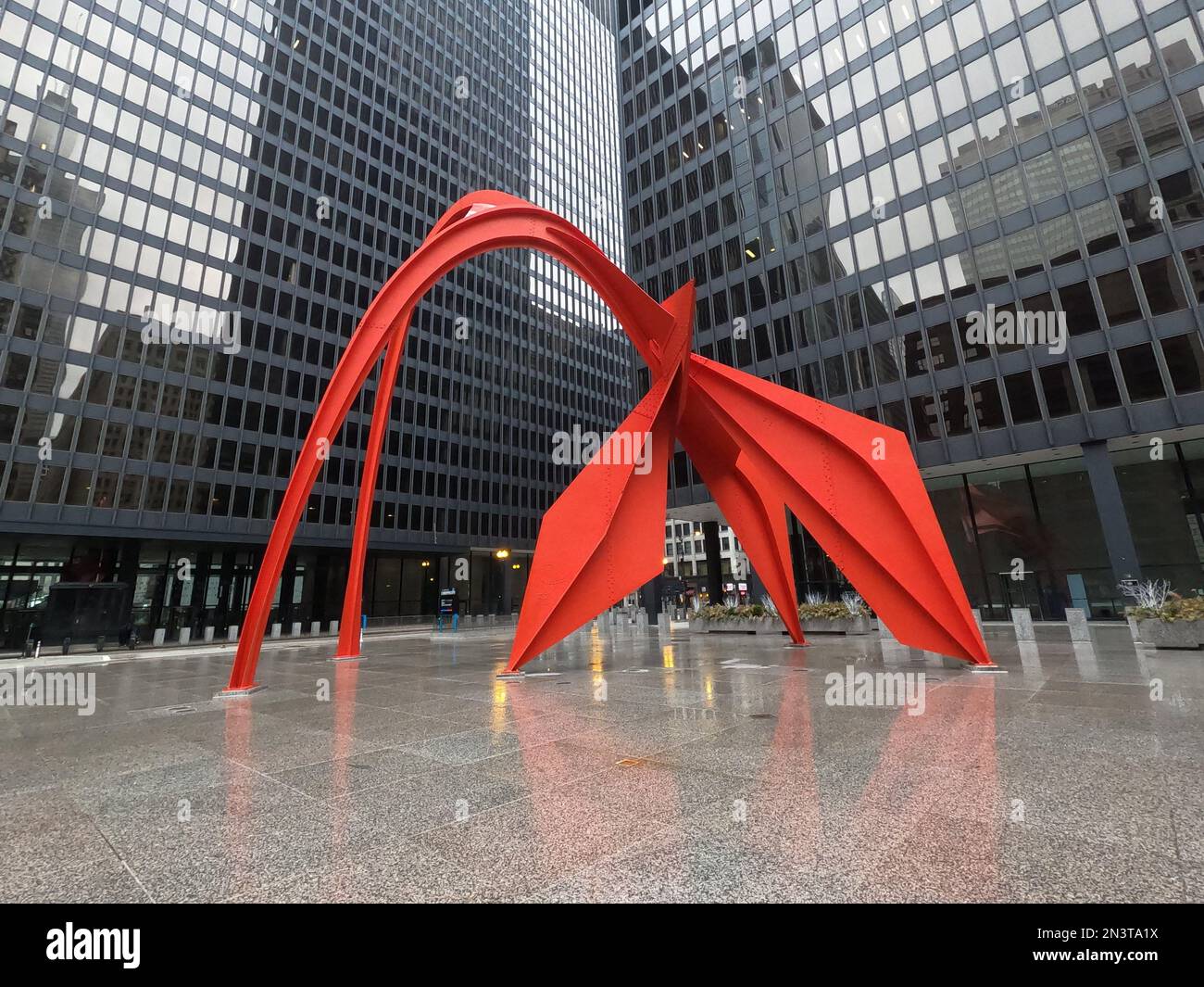 The Calder's Flamingo sculpture against skyscrapers in Chicago ...