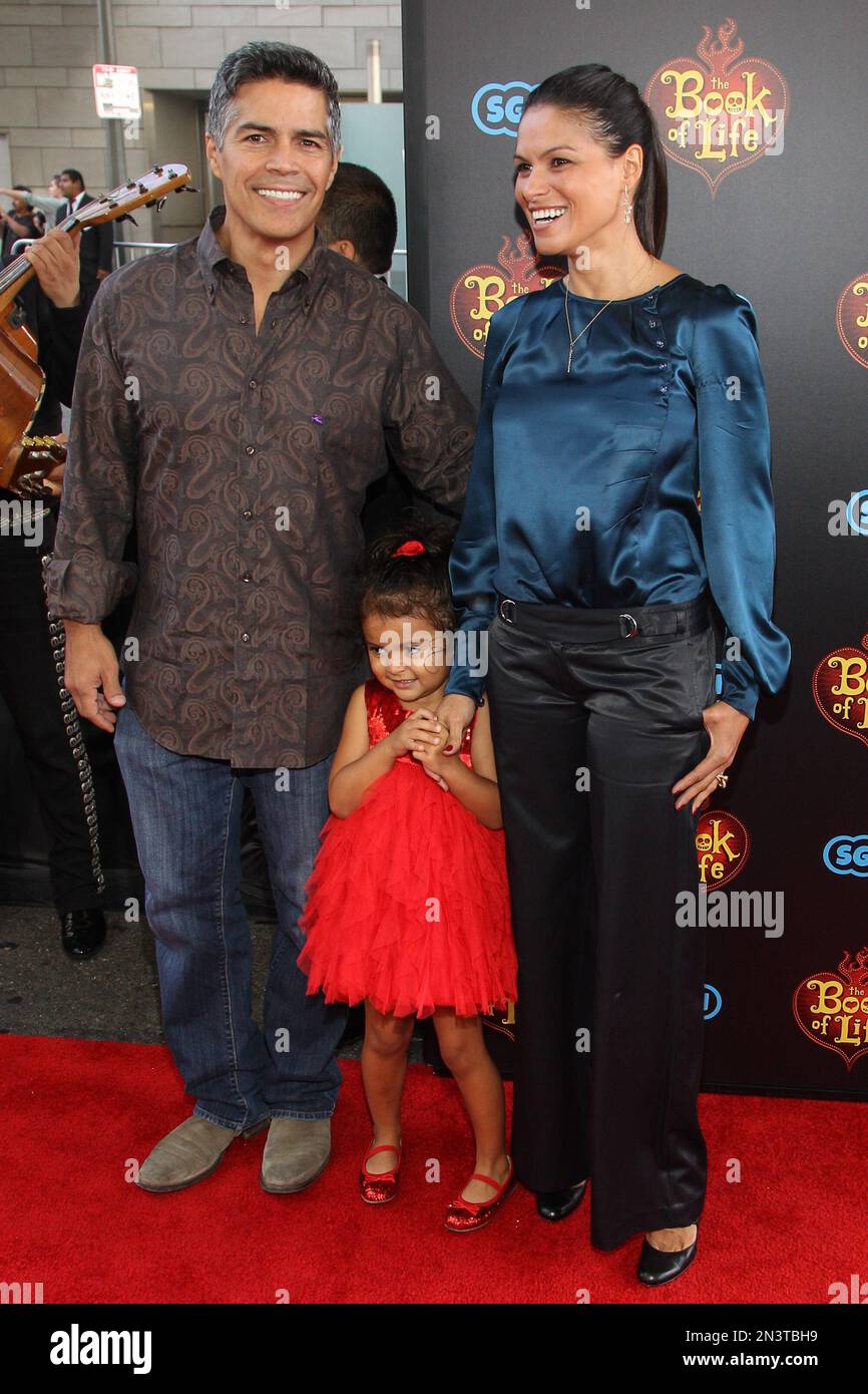 From left, Esai Morales, Mariana Oliveira Morales and Elvimar Silva ...