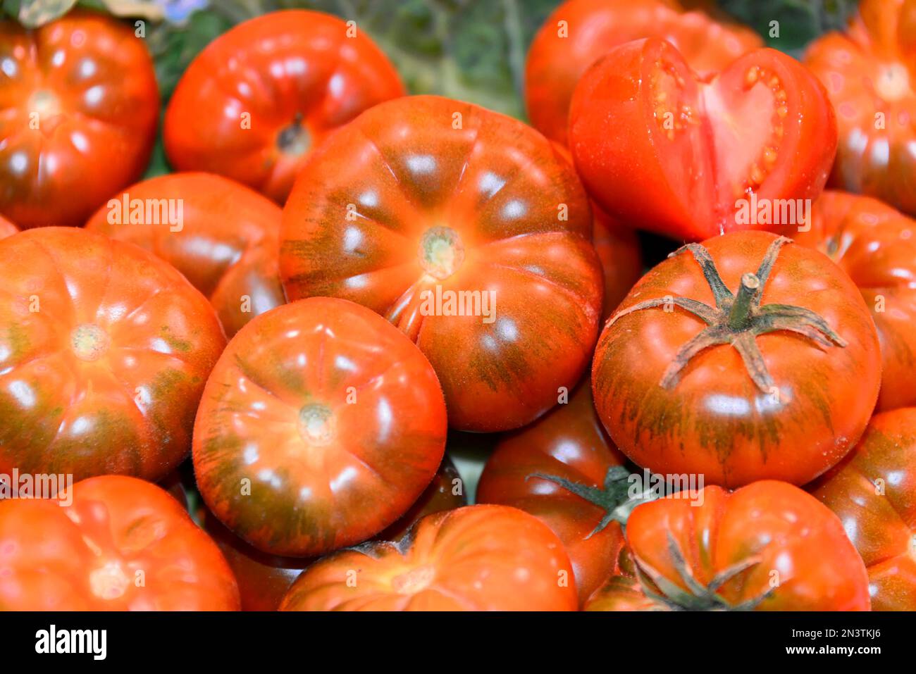 Tomatoes, fruit stall, indoor market, Mercat de la Boqueria, La Rambla ...