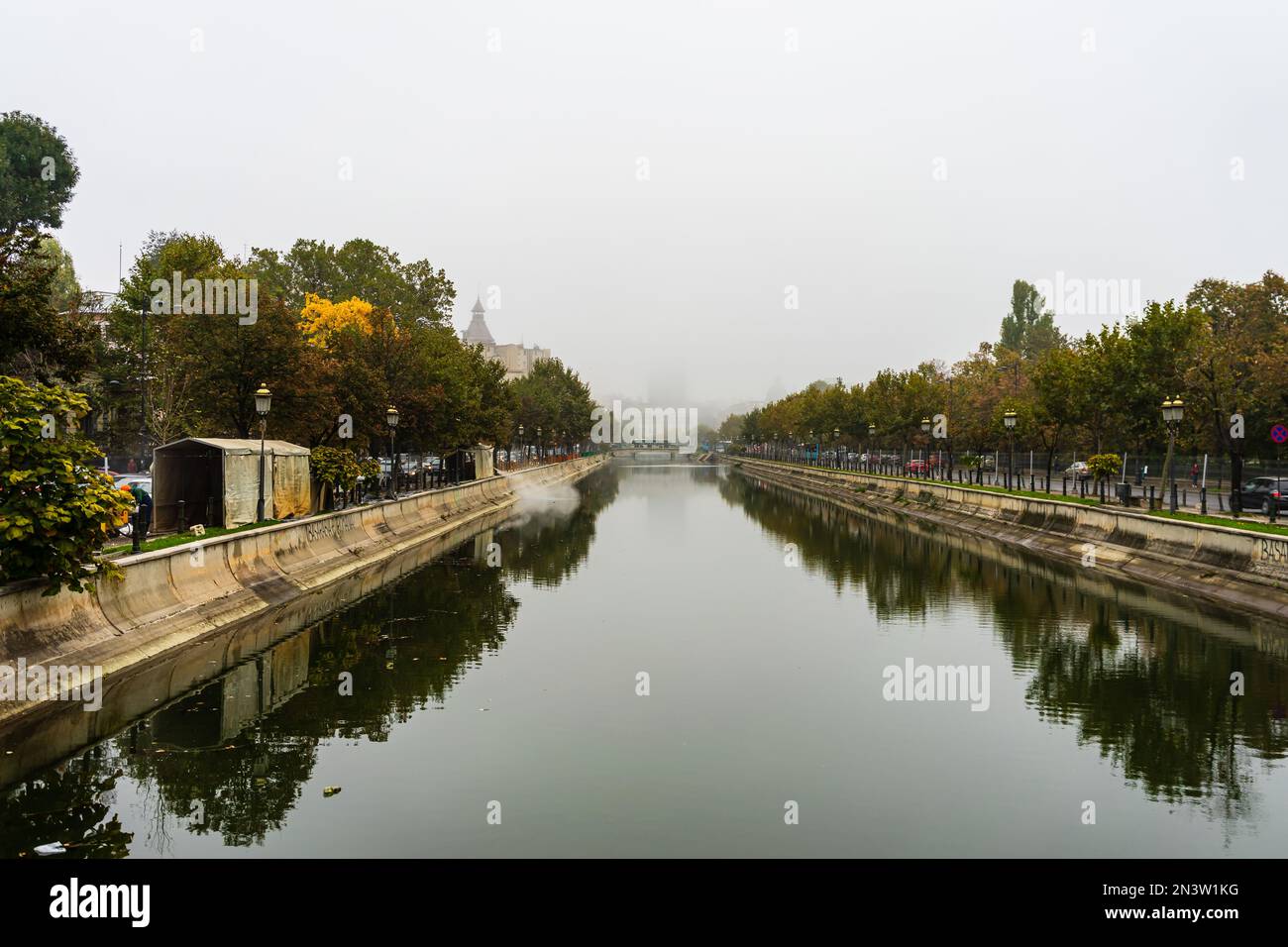 Bridge over Dambovita River. Cityscape Bucharest, Romania, 2023 Stock ...