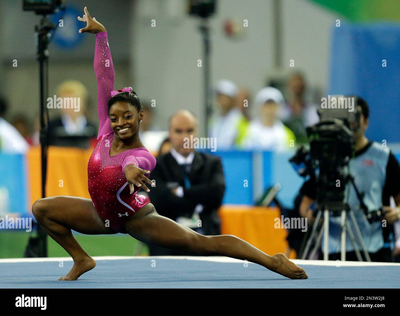Simone Biles of the United States performs on the floor exercise during ...