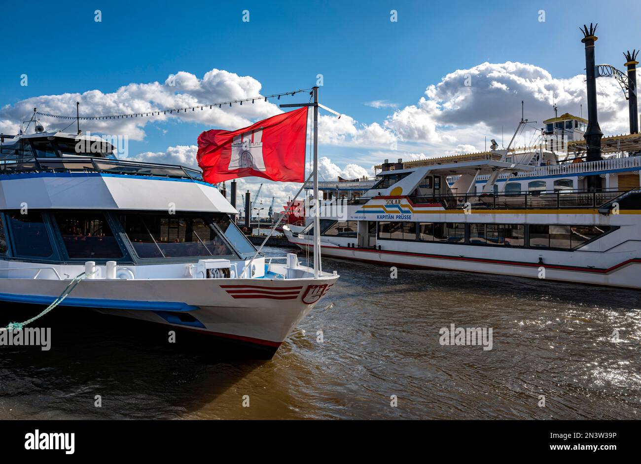 Excursion boats for round trips in the Port of Hamburg, Hamburg ...