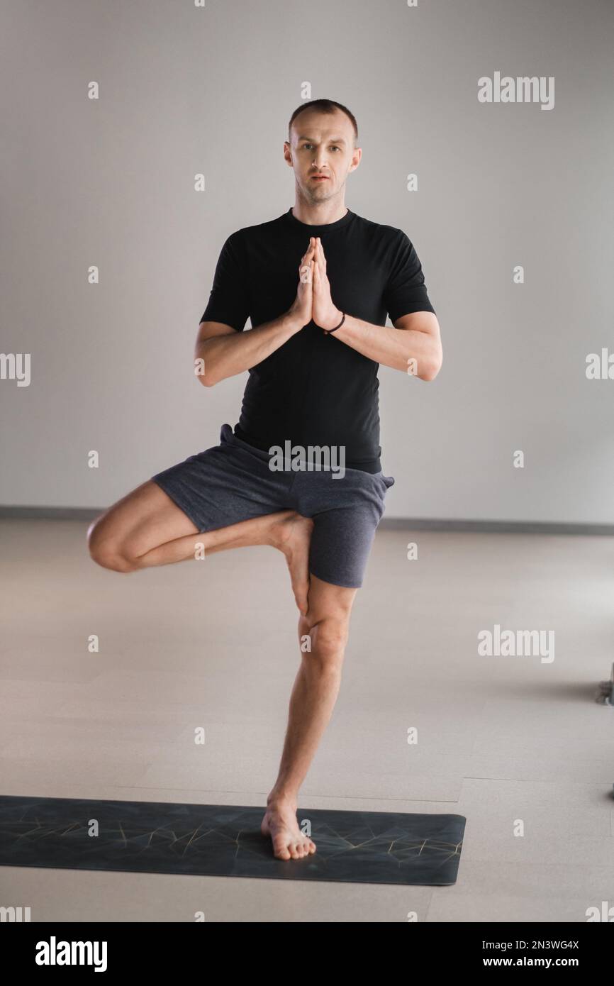 Athletically hi-res stock photography and images - Alamy