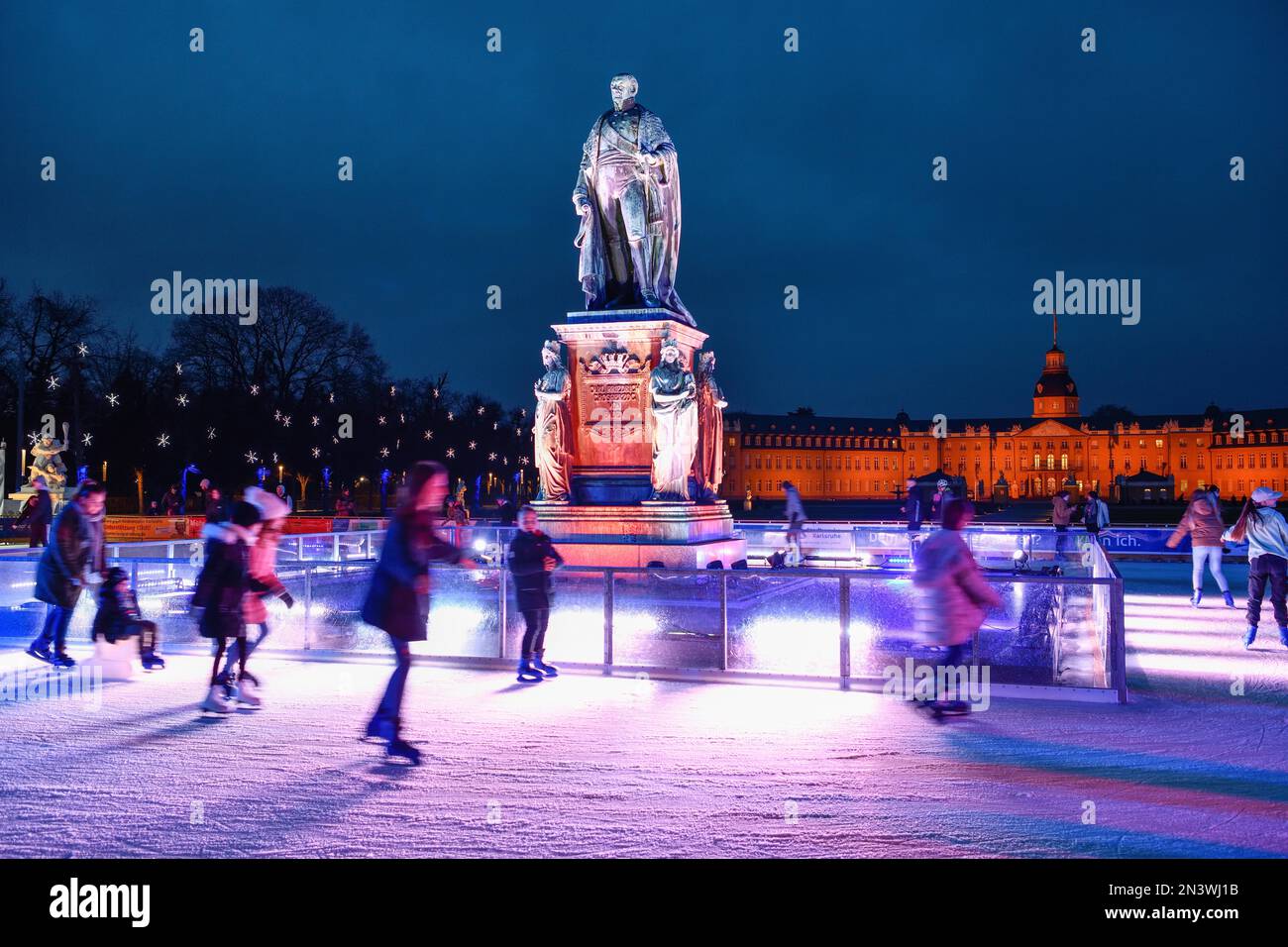Karlsruhe palace square hi-res stock photography and images - Alamy