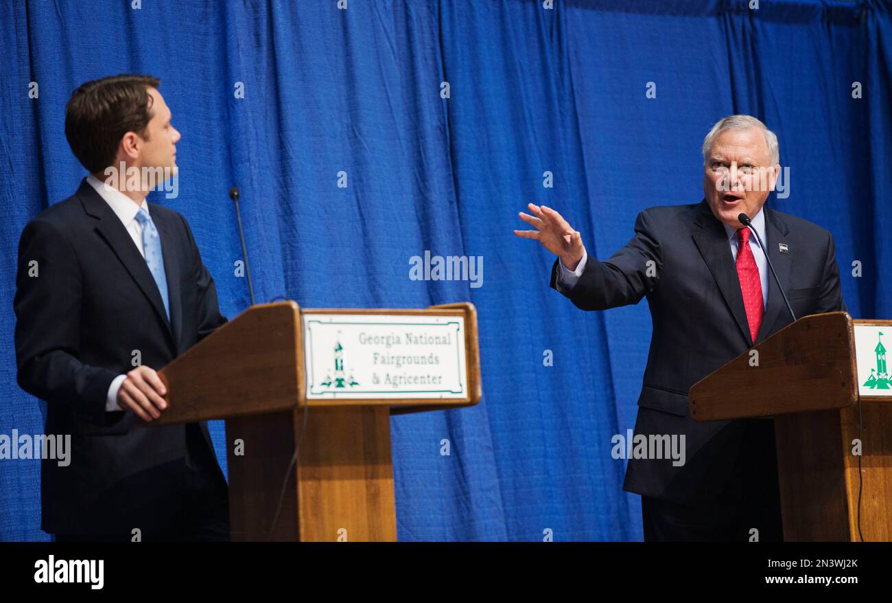 Gov. Nathan Deal, Georgia Republican candidate for governor, right ...