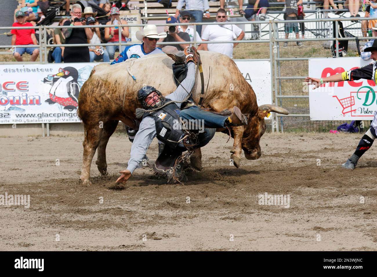 Rodeo in quebec canada hi-res stock photography and images - Alamy