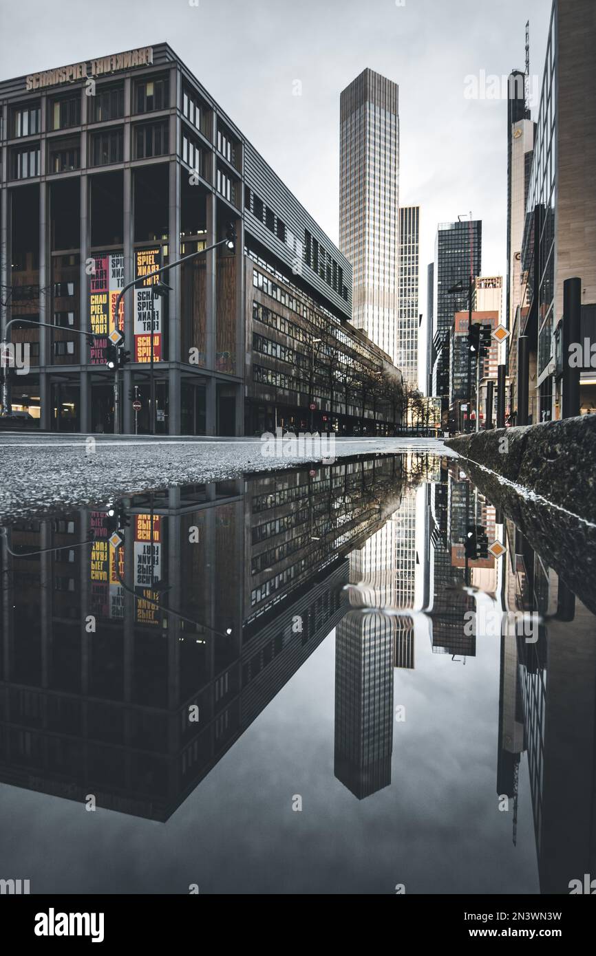 Skyscraper canyon in Frankfurt am Main with view into Neue Mainzer ...