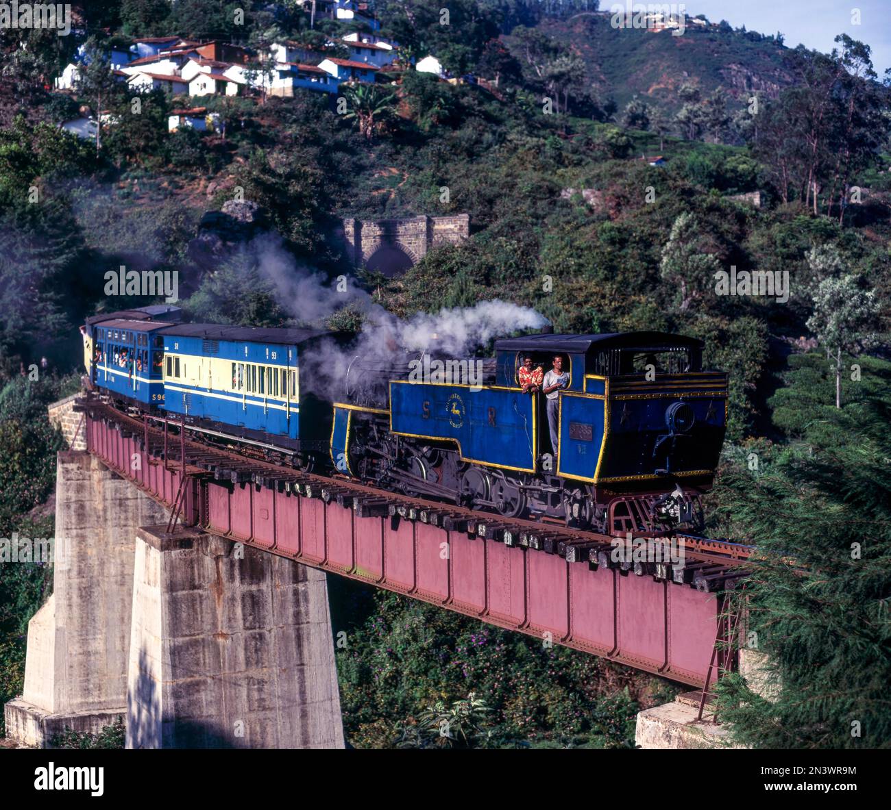 The Nilgiri hill train to Udhagamandalam or Ooty, Tamil Nadu, India ...