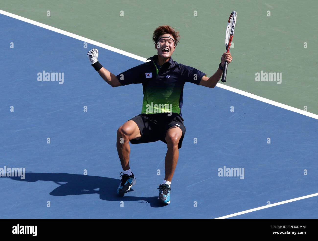South Korea's Kim Hyeong-jun celebrates after defeating Japan's Koichi ...