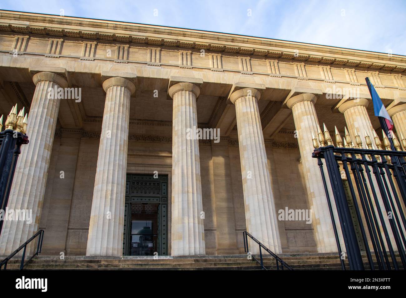 Bordeaux courthouse french design court classic building entrance ...