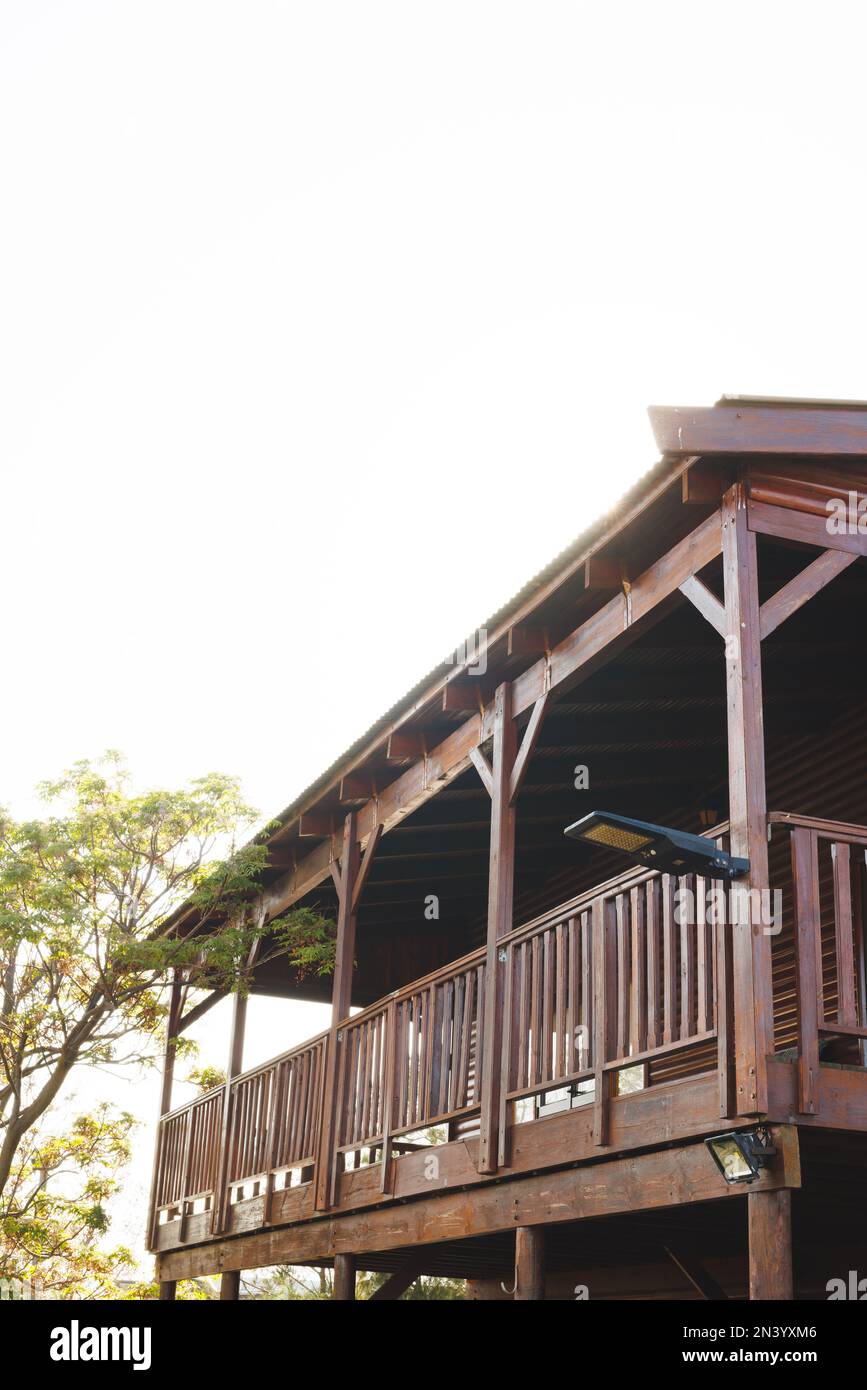 Wooden log cabin hi-res stock photography and images - Alamy