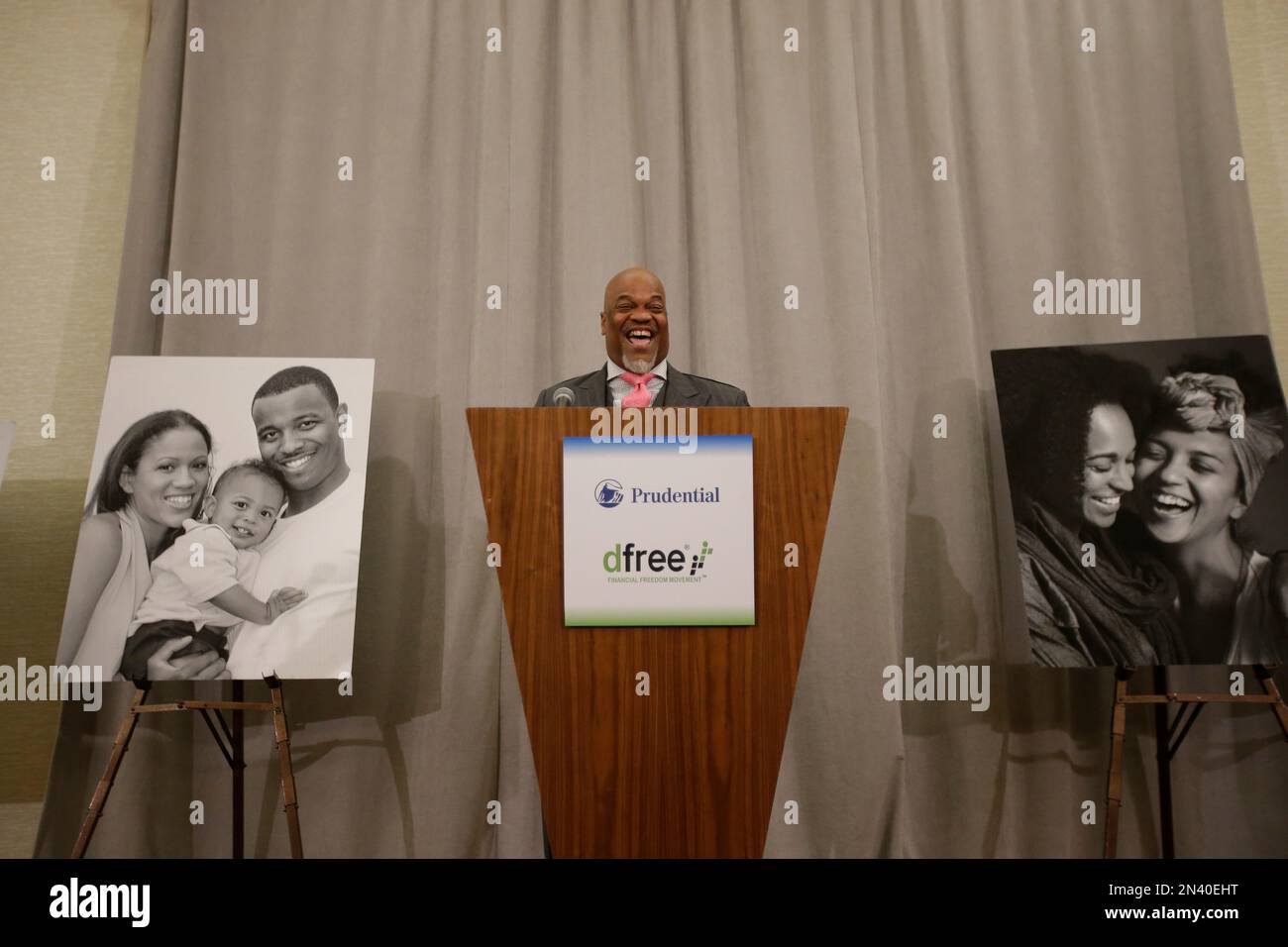 Pastor Michael Searcy speaks at the Prudential dfree Indianapolis ...