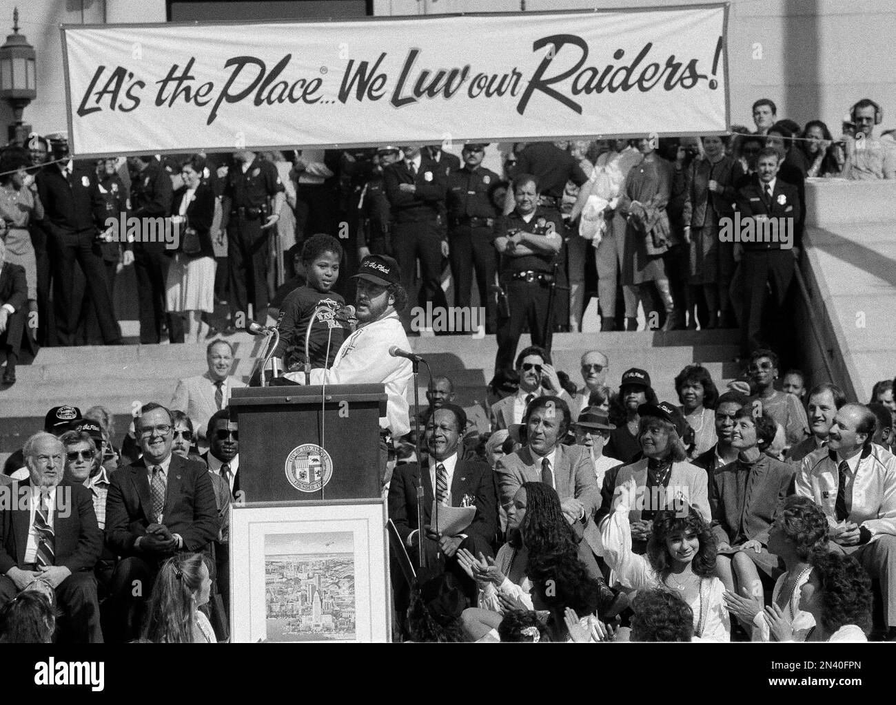 Defensive lineman Lyle Alzado of the Los Angeles Raiders, a 13-year ...